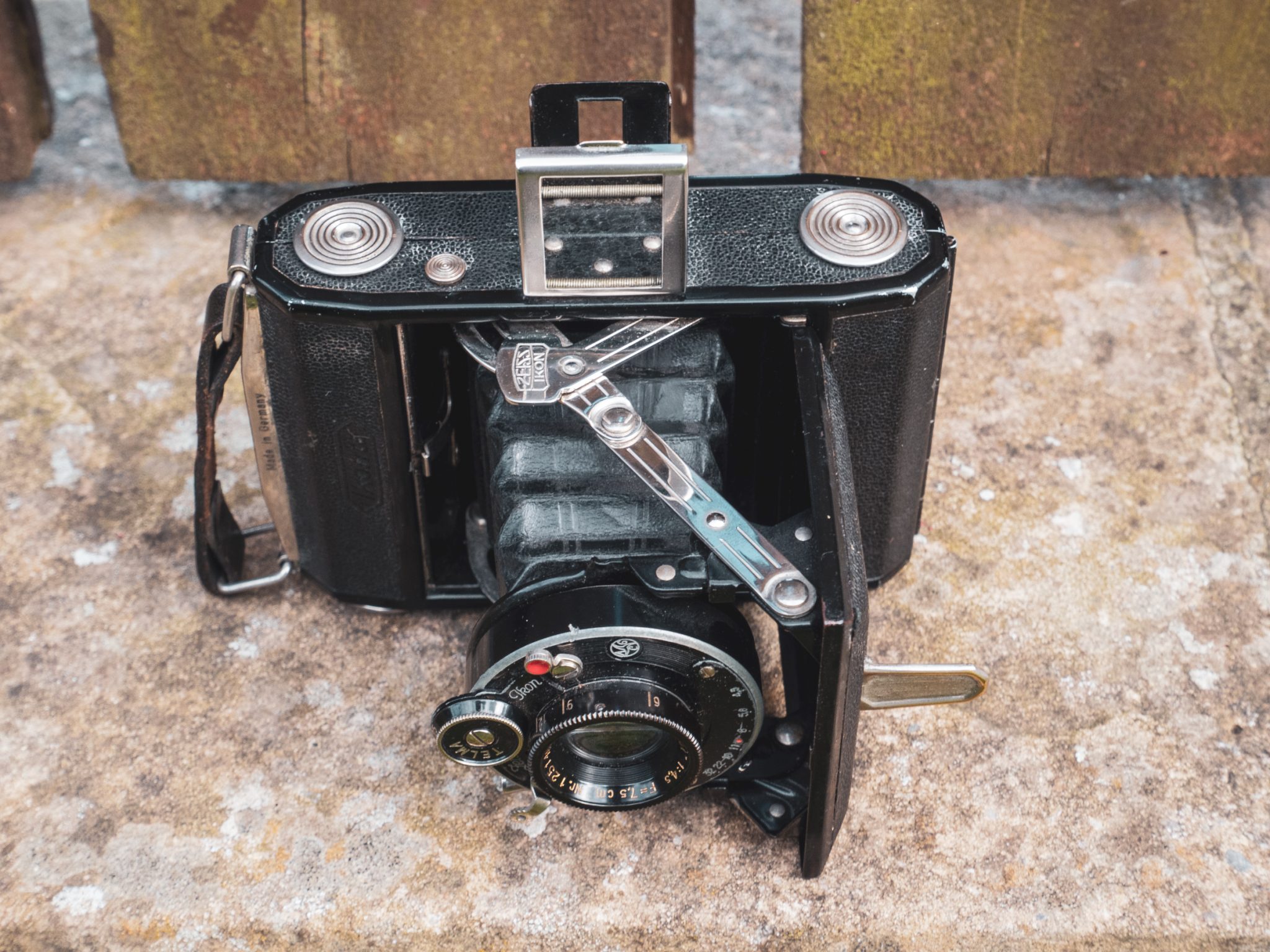 Zeiss Ikon Ikonta 520 - Shutterlogue