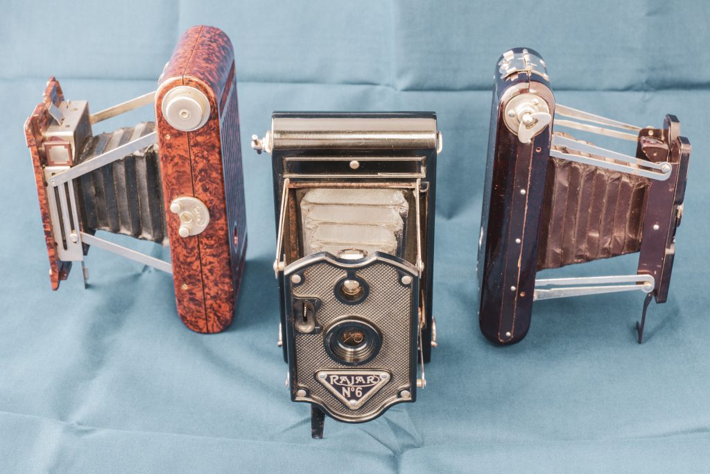 Struts, Style & Synthetics Part 1: APeM Rajar No.6 - Shutterlogue